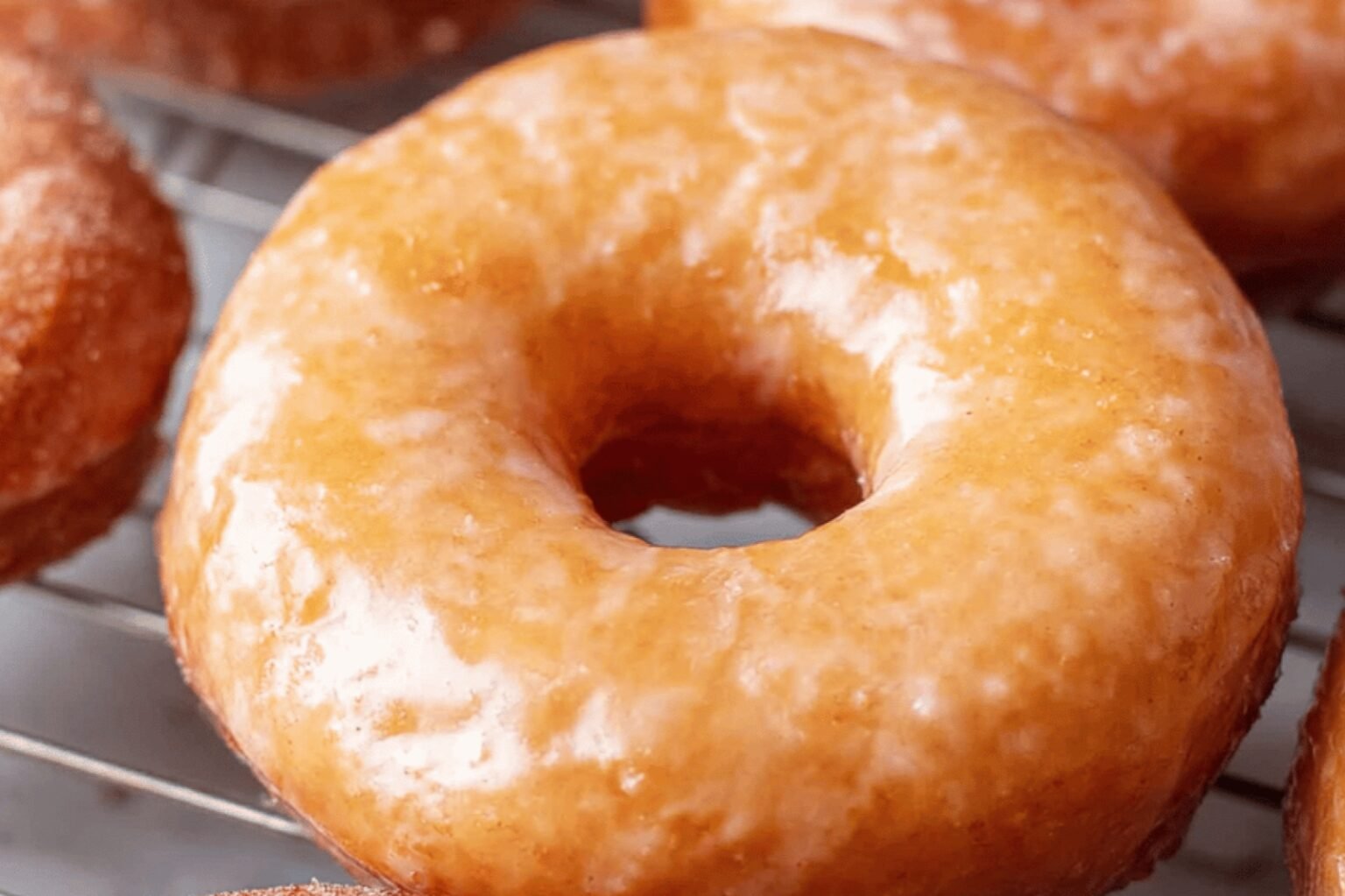 Light Vanilla Nutmeg Homemade Donuts - Savory Discovery